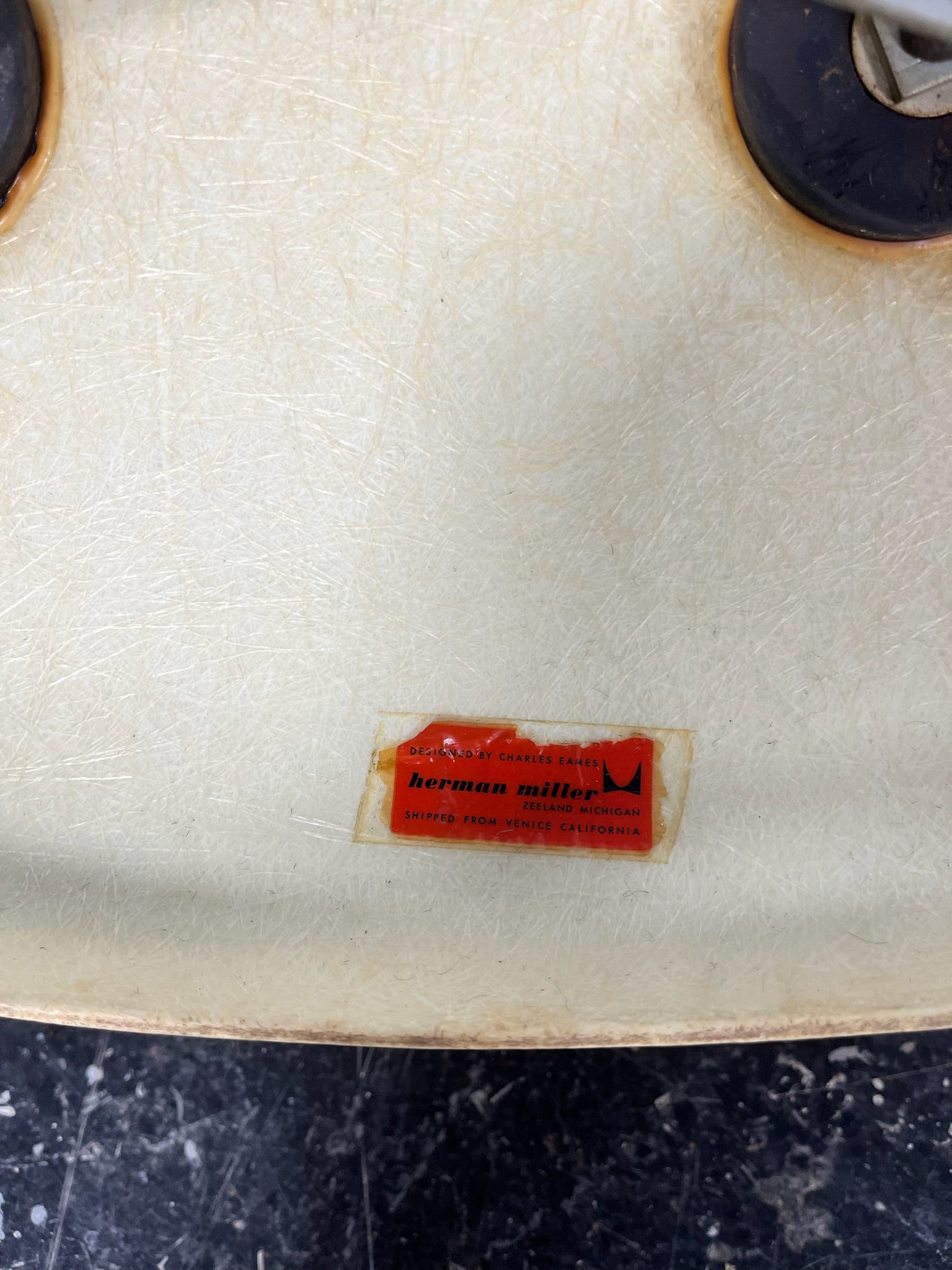 Early Eames LAR Fiberglass Armshell Lounge Chair for Herman Miller (Pa ...